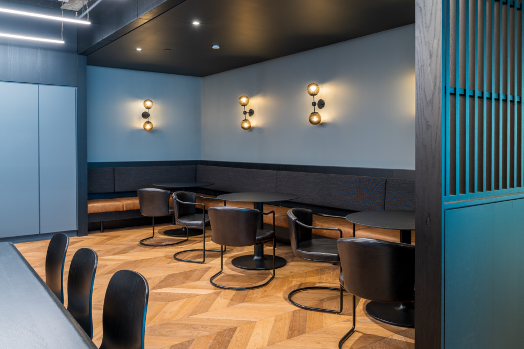 6 Questions to Ask When Touring a Coworking Space - CommonGrounds Workplace
